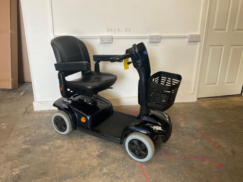 INVACARE LEO - BLUE - Trade Mobility