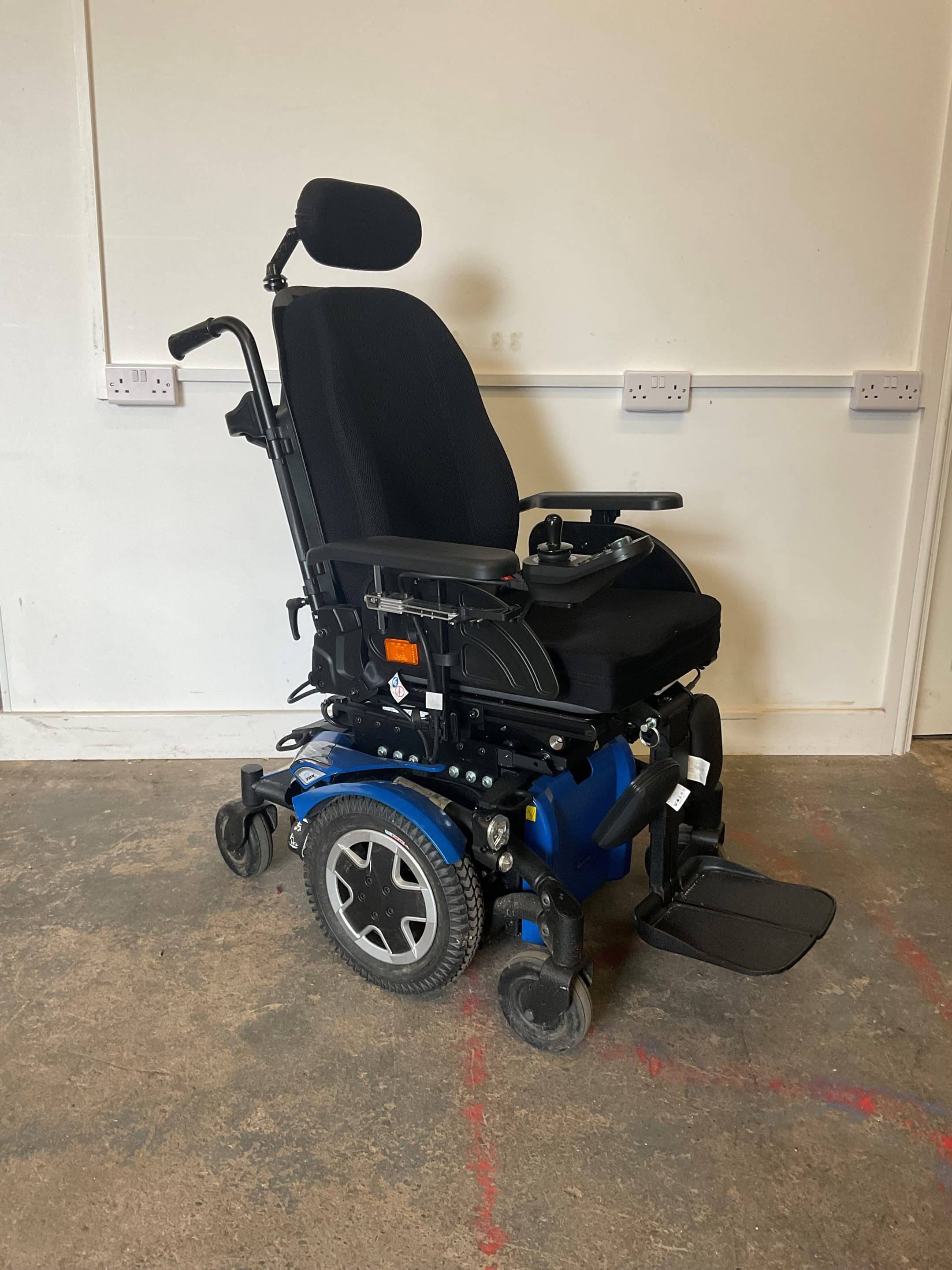 INVACARE TDX2 POWERED HI LO AND TILT 2024 - Trade Mobility